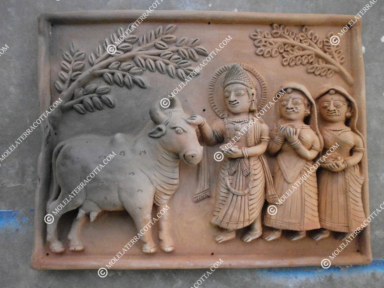 Adorable Krishna Leela Molela Clay Art Work Plaques [2020]